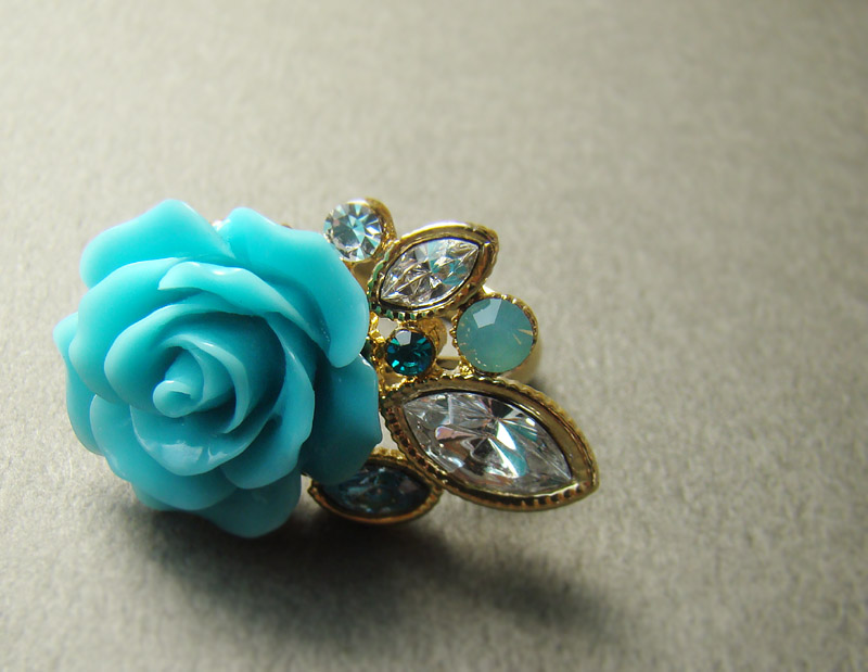 Women's Romantic Floral Blue Rose Ring Crystal Gold Plated Size ...