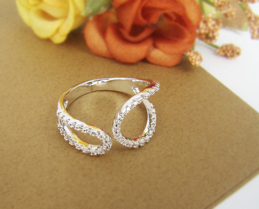 Women's Teen's Ring Jewelry White Silver Unbalanced Oval Line Crystal ...